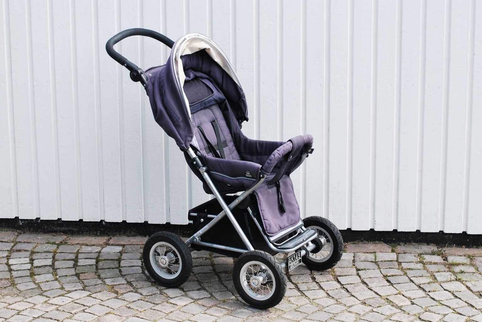 How To Chose The Perfect Baby Pram That Suits Your Needs